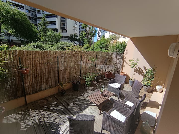 Paisible 2 Pièce Au Centre De La Ville - Paris 20e Arrondissement
