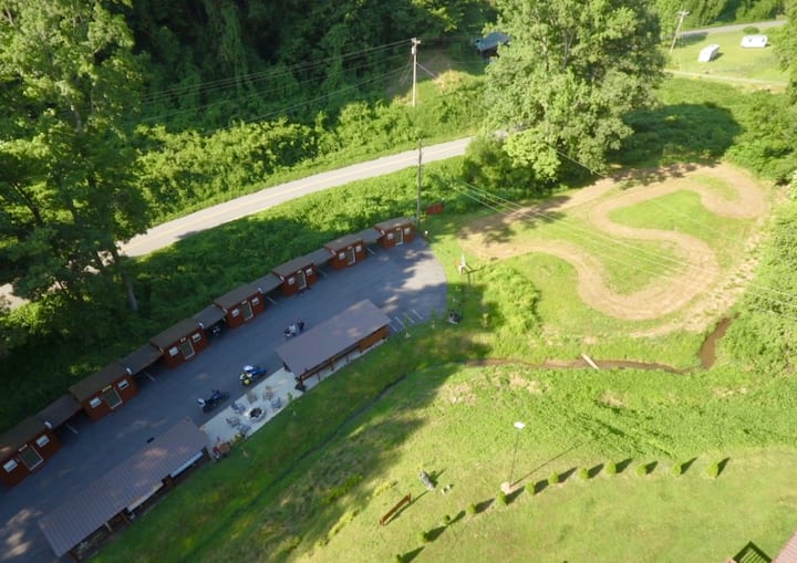 Dragon Racers Camp /Room 04 - Chilhowee Lake, TN