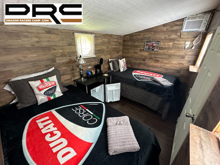 Dragon Racers Camp /Room 04 - Calderwood Lake, TN