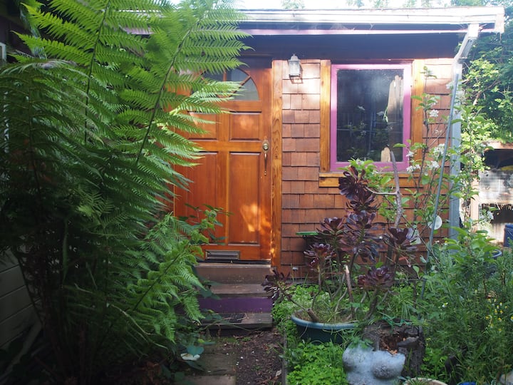 Magical Hobbit House Nr S. Berkeley (Ashby) Bart - Telluride Film Festival