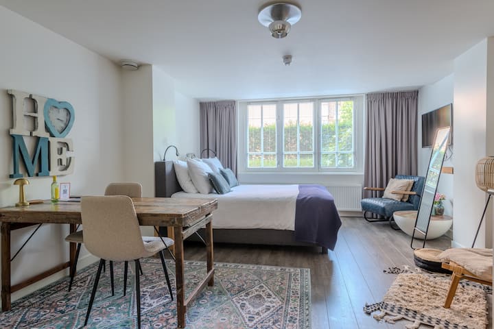 Boutique Studio With Kitchen - Groesbeek
