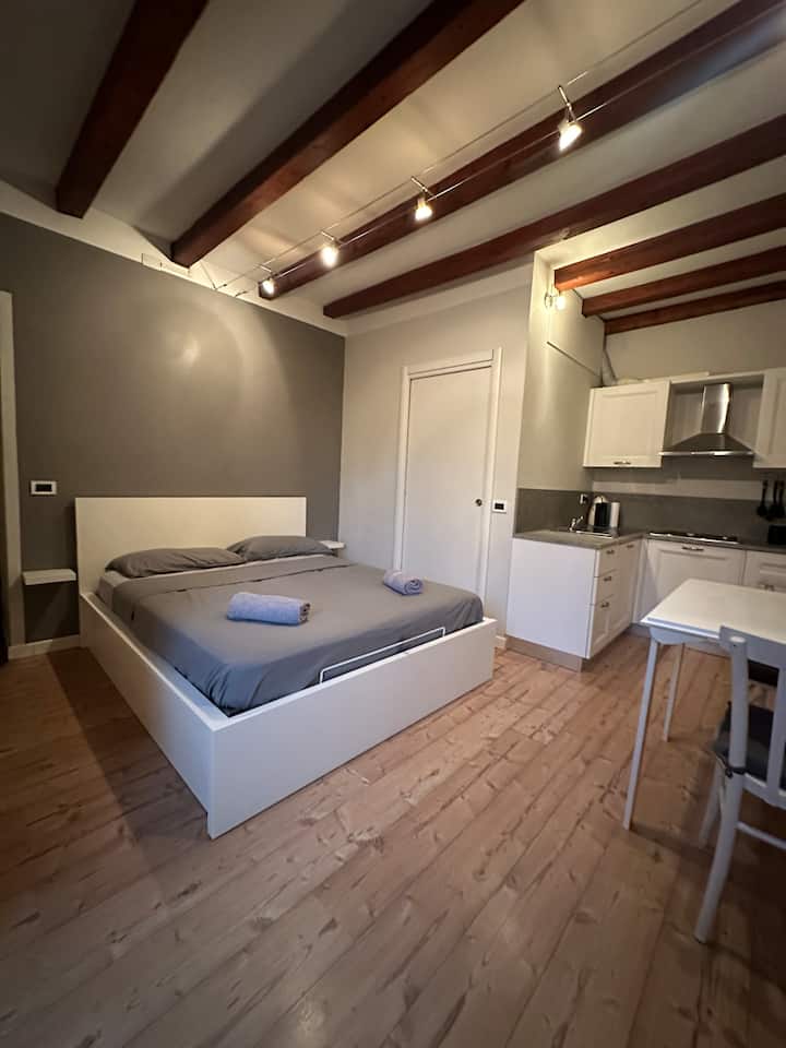 Sans éGal In Corso Como Garibaldi - Milan