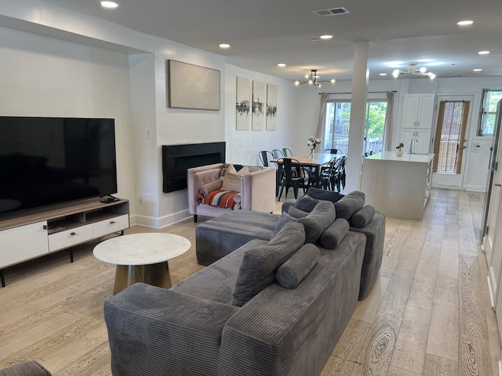 Sunny 3br Dc Rowhome W/ Patio | 10 Min To Capitol - Washington, DC