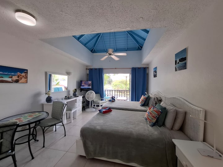 Great Studio Located On South Coast - Bridgetown