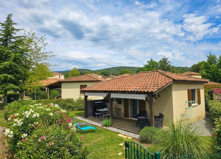 Mazet Climatisé,  Jardin Clos Et Piscine 2/4 Pers. - Vallon-Pont-d'Arc