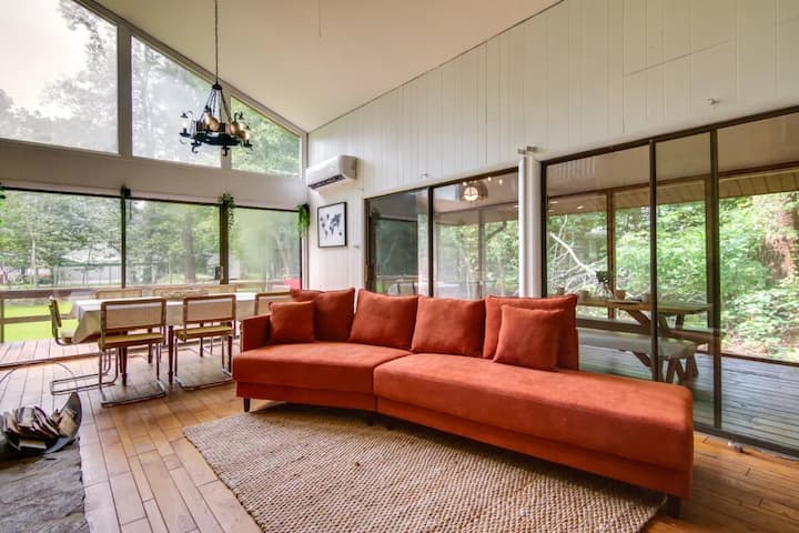 Cecelia’s Retreat - Mid-century Lewes Beach Cabin - Delaware