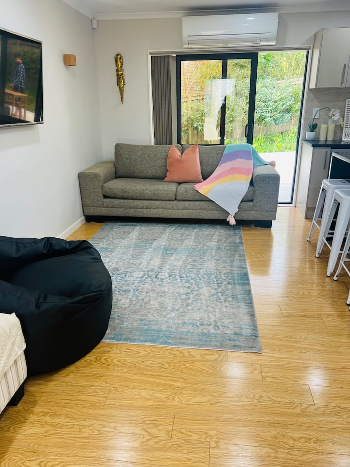 Beautiful 2 Bedroom House - Auckland