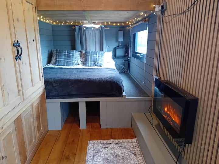 Shepherd's  Hut With Sea View In St Davids. - Solva