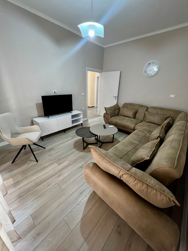Sea View Apartment Near Port & Boulevard - Saranda