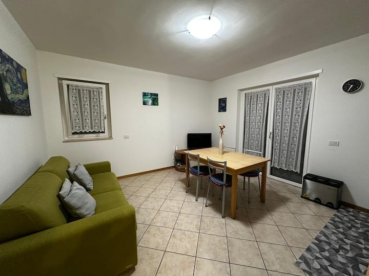 Appartamento Smart Base 20min Centro + Parking - Trento