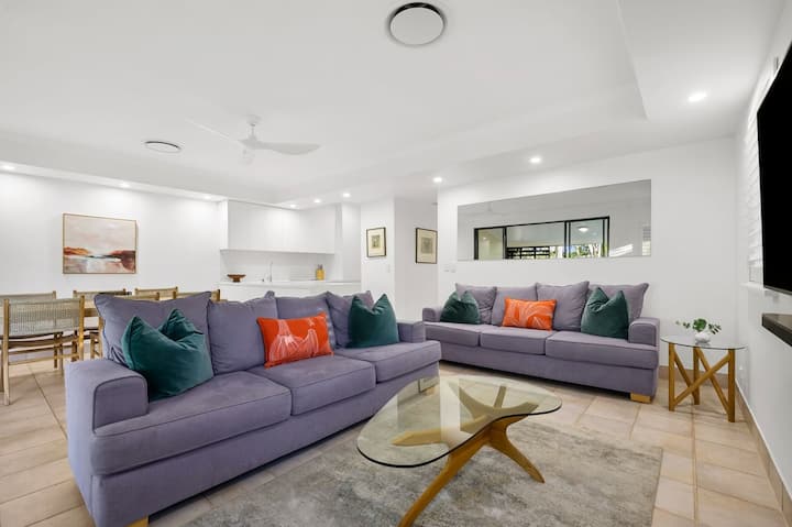 Centrally Located To Noosa River And Noosaville - Noosaville