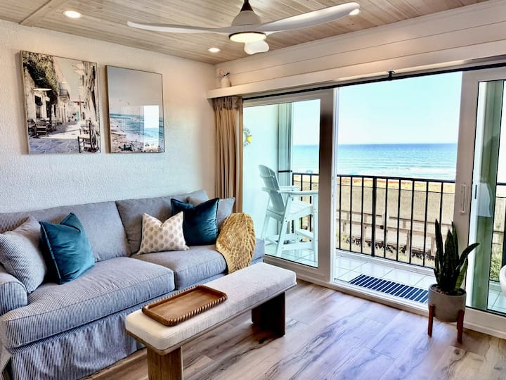 Shorething-beachfront-boardwalk-pool-newly Reno'd - Carolina Beach, NC