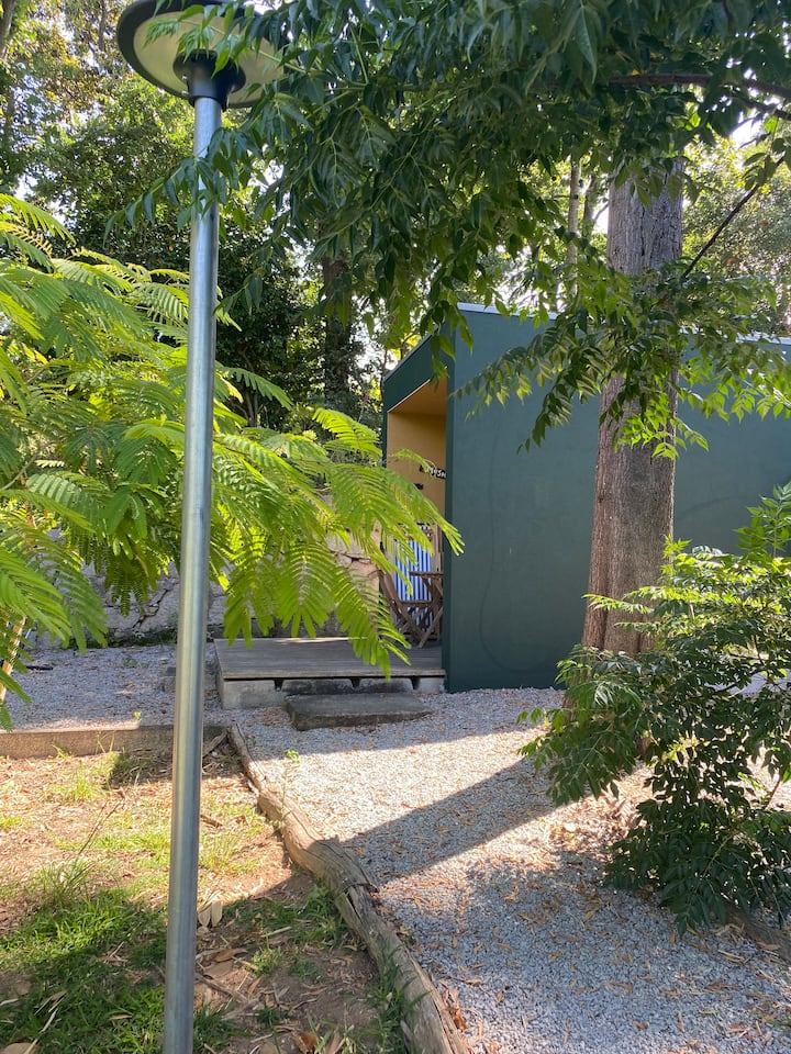 (Mush)room 1, Espace Unique En Ville Et En Forêt - Porto, Portugal