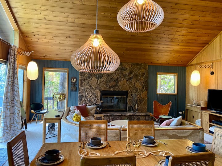 Epic Star Gazing At The Treehouse Chalet - Long Barn, CA