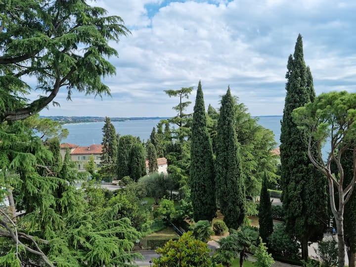 Joya En El Lago De Garda En Garda Con Vista Lago - Garda