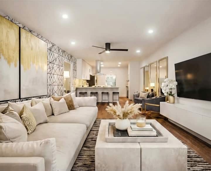 Casa Stella | Chic Villa 5 Min Airport + Strip - Las Vegas