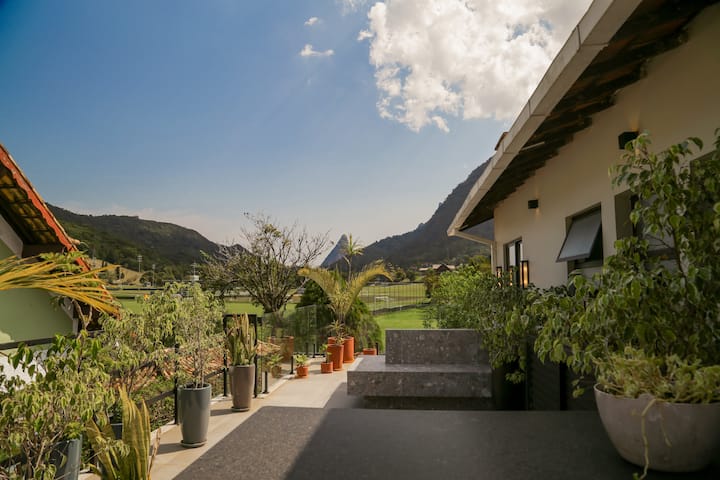 Linda Vista, 5 Quartos, Piscina, Lazer. No Comary - Teresópolis
