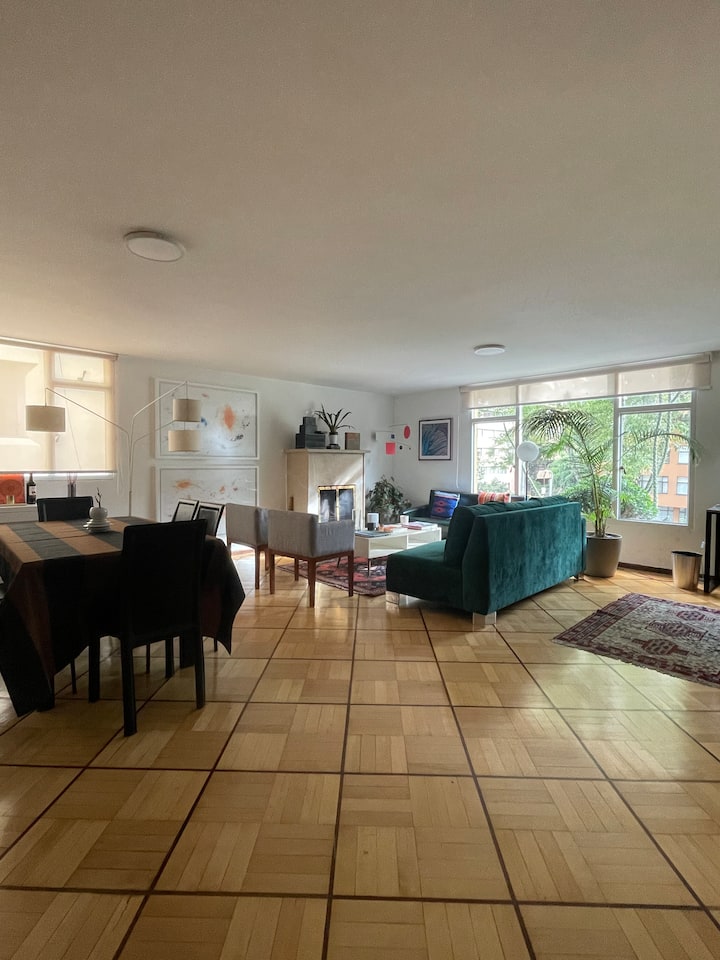 92 St Modern 2 Bed & 2 Full Bathroom W/fireplace - Bogotá