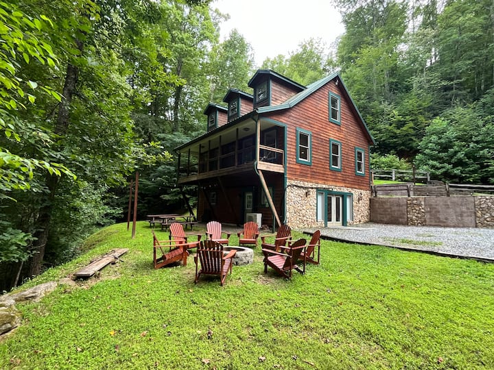 Big Bear Cabin - Great Smoky Mts W/game Room - Sylva, NC