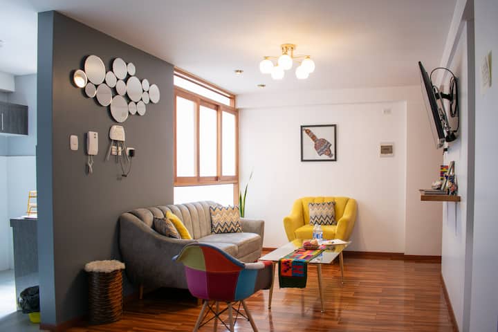 Amplio Departamento, Con Wifi Rápido Y Netflix - Cusco