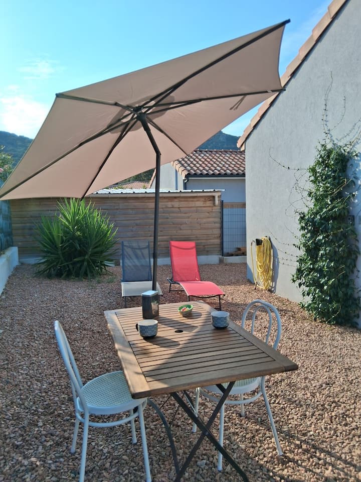 Studio Dans Villa Neuve Extrême Sud De La Corse - Figari