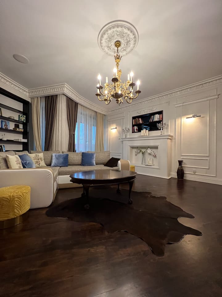 Fairytale House In City Center - Chișinău