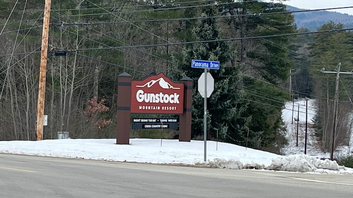 Cozy Winter Escape - Laconia, NH