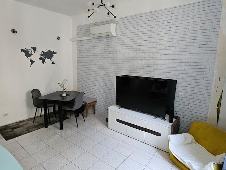 Climatisation, Proche Vieux Port Et Gare. Spacieux - Orange Vélodrome, Marseille