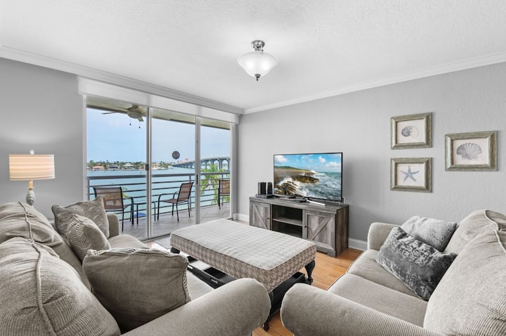 Stunning Bahia Vista Condo 8-410 - セント・ピーターズバーグ, FL