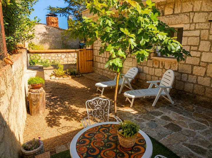 Casita Con Encanto.  Un Refugio Para Desconectar. - La Cabrera
