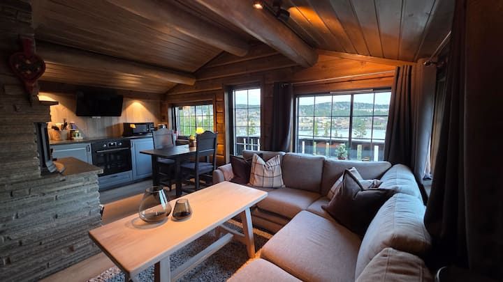 Cozy Cabin Close To Lake With Panoramic View - Norway
