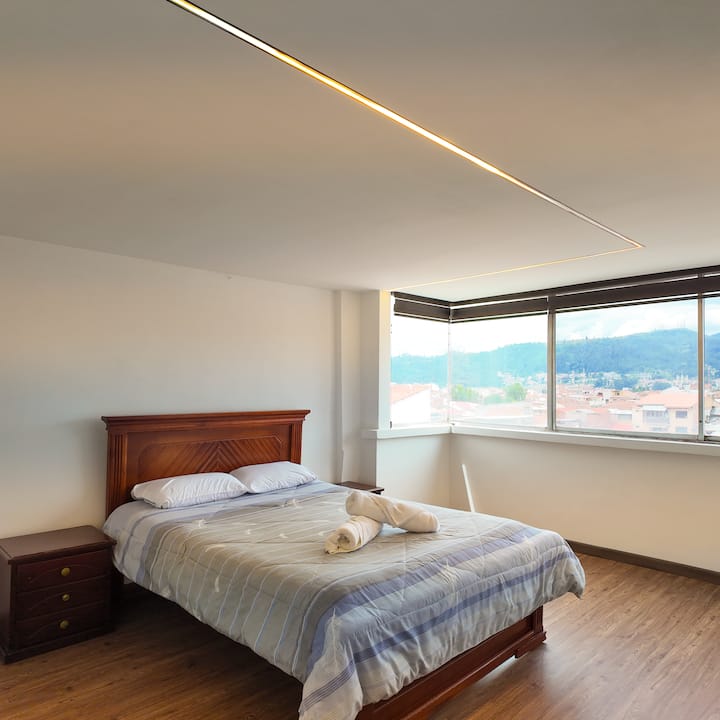Departamento Acogedor En Centro Histórico / Cuenca - Cuenca