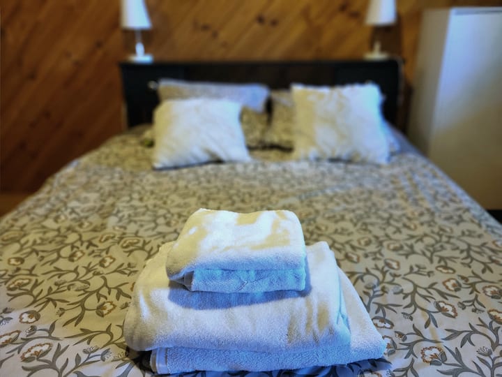 Chambre Et Salle De Bain Privée Avec Accès Sauna - Gap