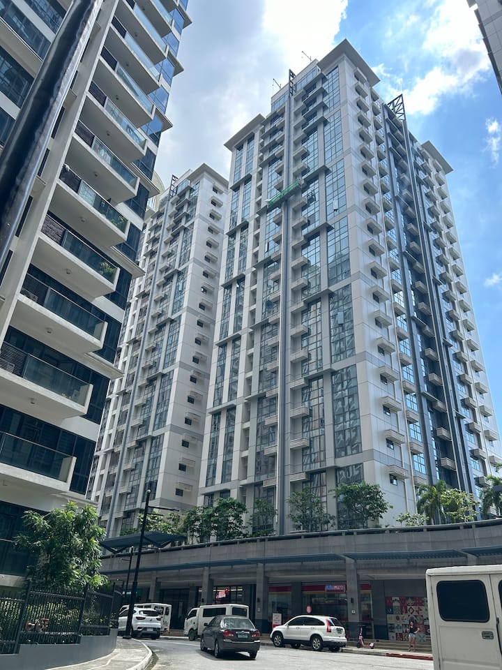 Convenient Studio For Travelers At Mckinley - Taguig