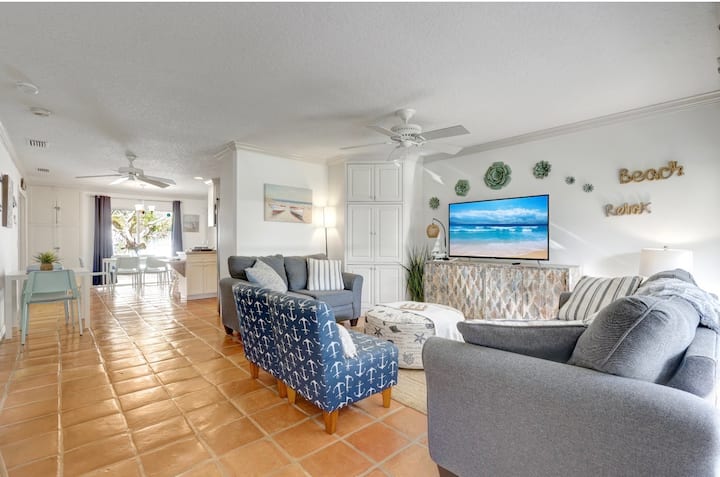 ✨Gorgeous Home Less Than 1 Minute From The Beach! - Vero Beach, FL
