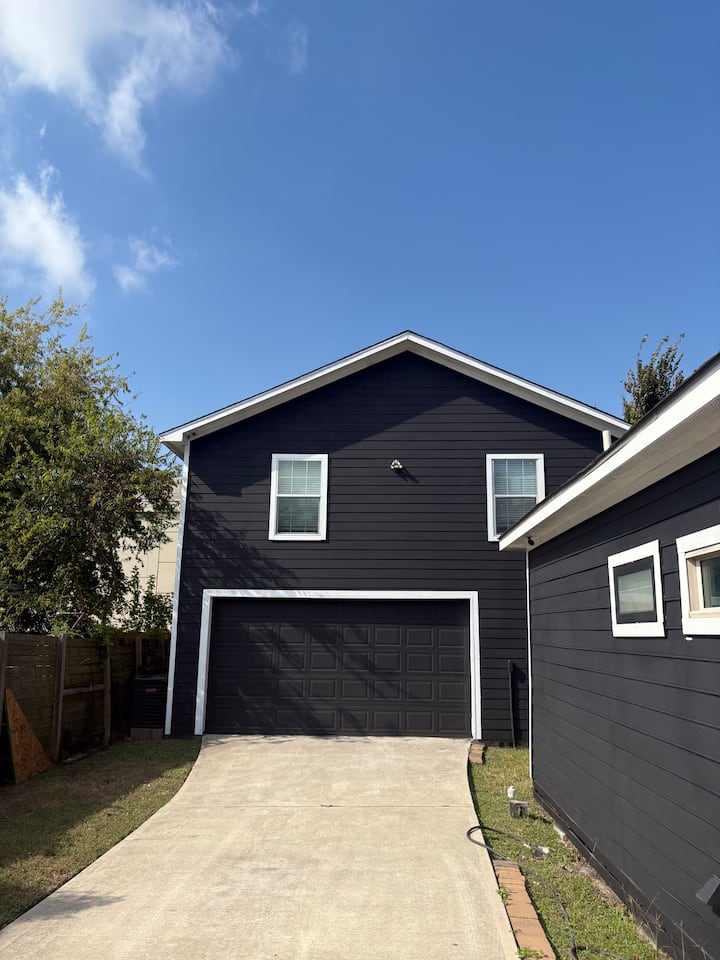 House And Studio Apartment - South Park - Houston