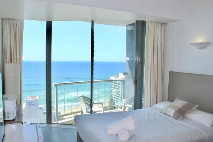 Million Dollar Ocean Views - Gold Coast