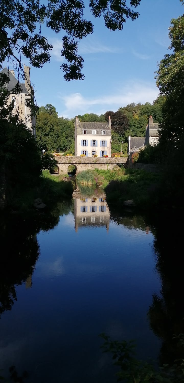 L'îlot Bleu - Appt T1 Privé Dans Maison D'artiste - Arzano