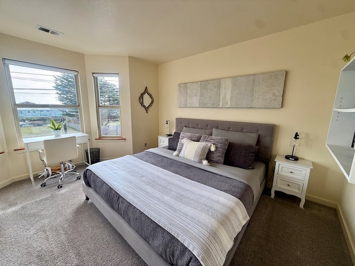 The Reel Em Inn Suite A - Eureka, CA
