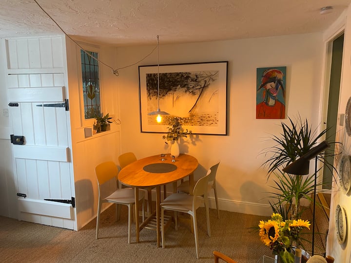 2 Bedroom Terraced Cottage In Frome. - Frome