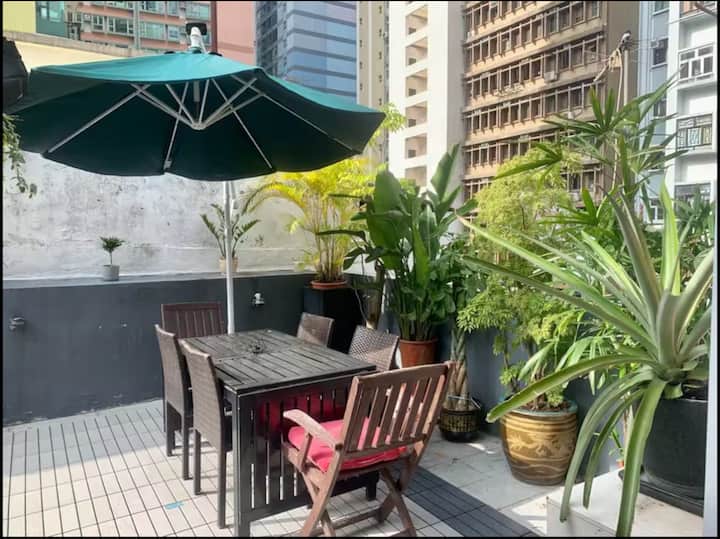 Cozy Parkview Flat & Rooftop In Sheung Wan W/ Ac - Sai Kung