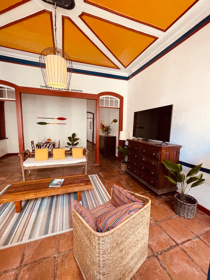 Casa Marrapaiá- Identidade úNica, Centro Histórico - Paraty