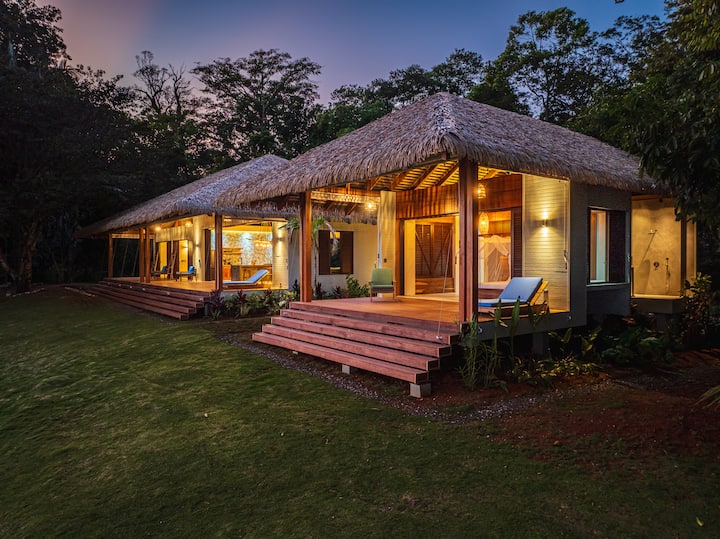 Unique Tropical Bungalow ~ Views ~ Walk To Beach! - Costa Rica