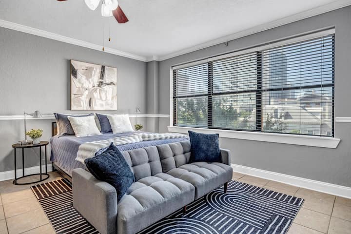 Luxurious Apartment / Downtown Jacksonville - Jacksonville, FL