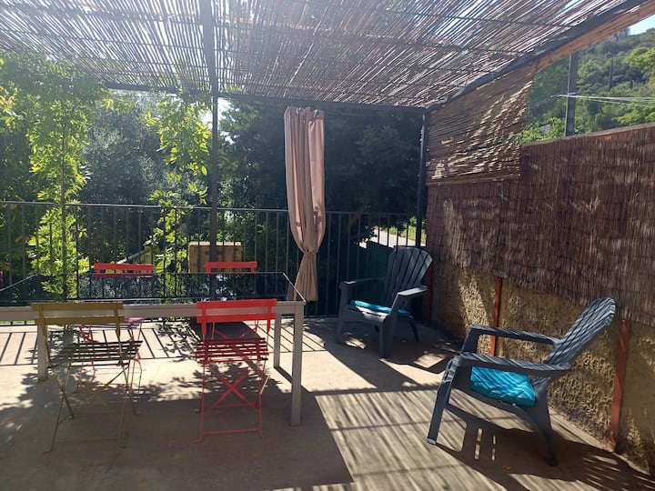 Appartement Ravissant Avec Terrasse Et Jardin - Villeneuve-lès-Avignon