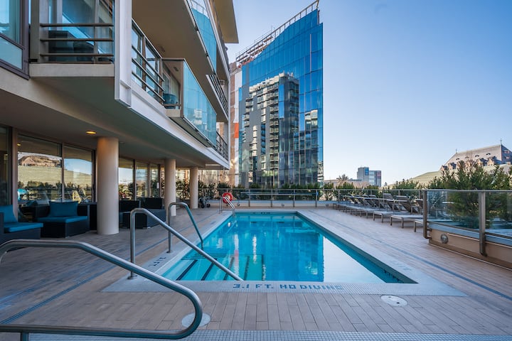 Waterfalls Hotel – 15th Floor City Retreat - Victoria