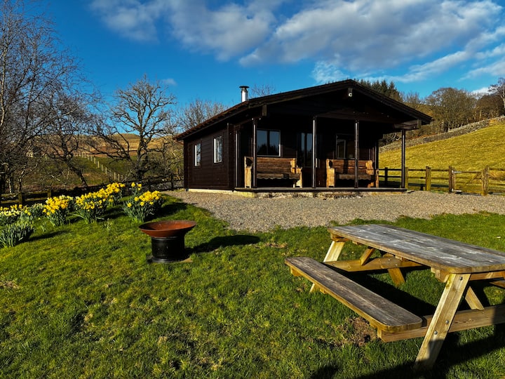 Cat Linn Cabin - Secluded Semi-off-grid Log Cabin - Moffat