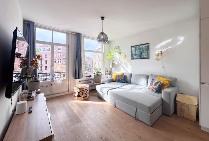 Bright And Spacious Apartment Right In The Center - Amsterdam