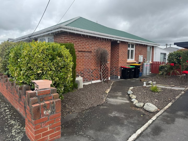 Relax In Mosgiel (Two Bedroom Spacious House) - Mosgiel