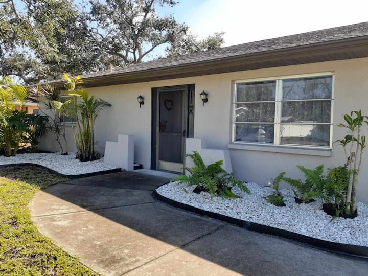 All The Comforts Of Home! Less Than 4mi To Beaches - 威尼斯